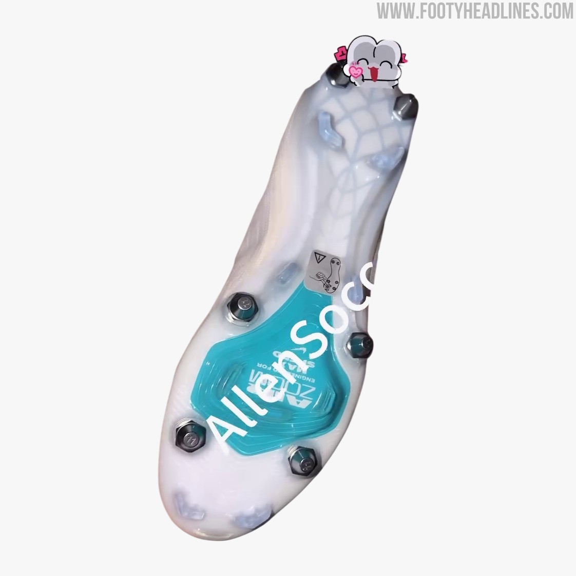 White/Teal Nike Mercurial 26-27 Boots Leaked - 3 New Pictures - Footy ...