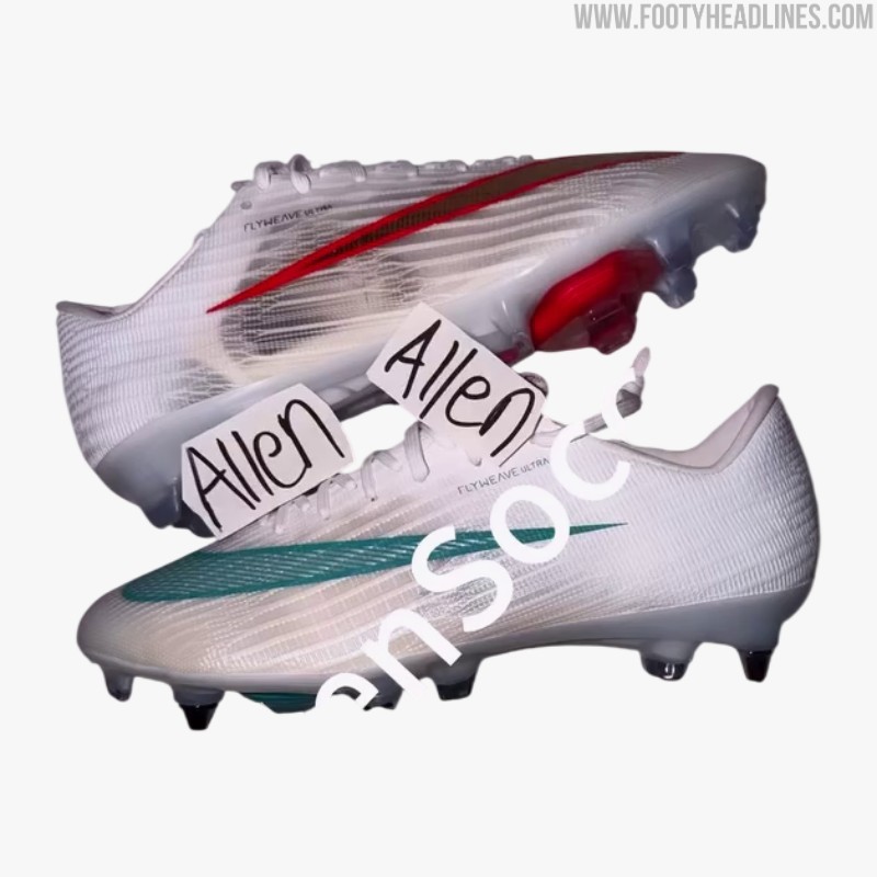 White/Teal Nike Mercurial 26-27 Boots Leaked - Footy Headlines